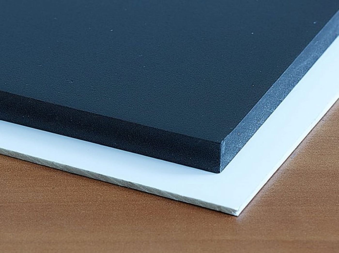 Pěněné desky PVC skladem - Doprava zdarma od 10000,- Elventa plast s.r.o.