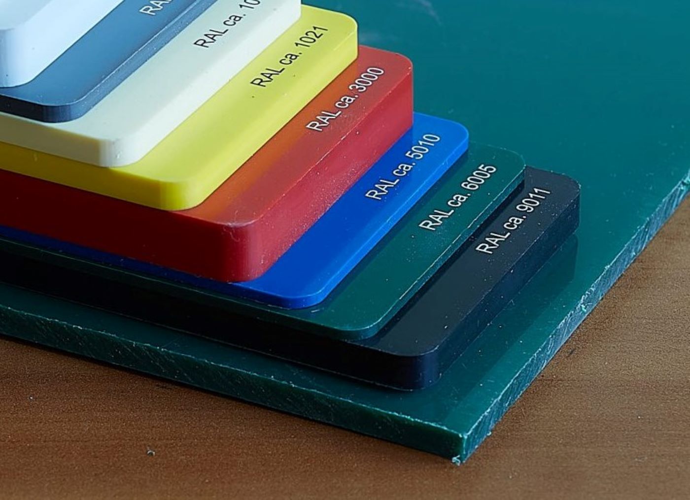 Technické desky PVC-U skladem - Elventa plast s.r.o.